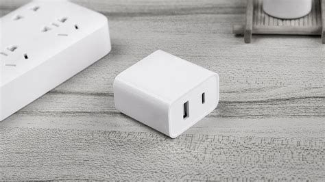 The New Xiaomi Fast Charger Has A Power Of W And Support For Quick Charge It S Too Cheap