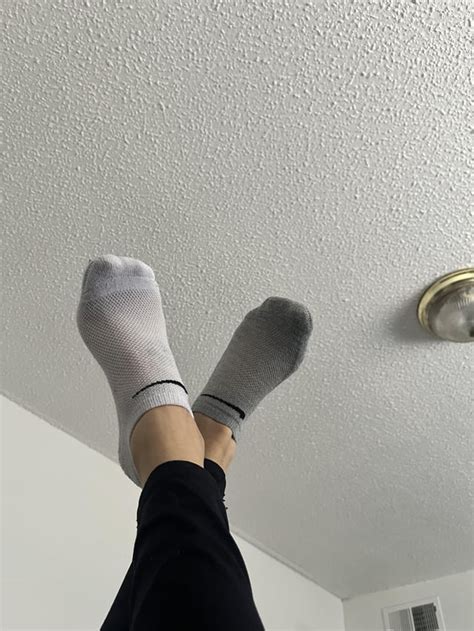 Do You Like Mismatched Socks R Mismatchedsockgirls