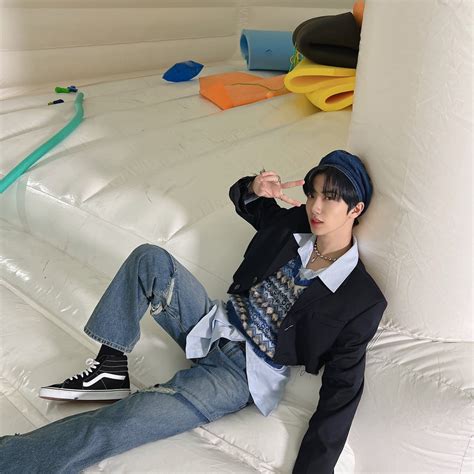 Cravity On Twitter 러비티 보고싶다💙 원진 크래비티