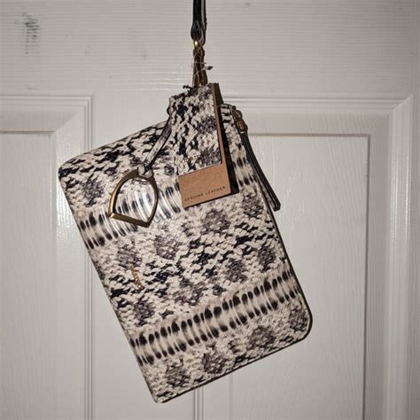 Margot Bags Nwt Margot Adele Python Embossed Oversized Leather Tote