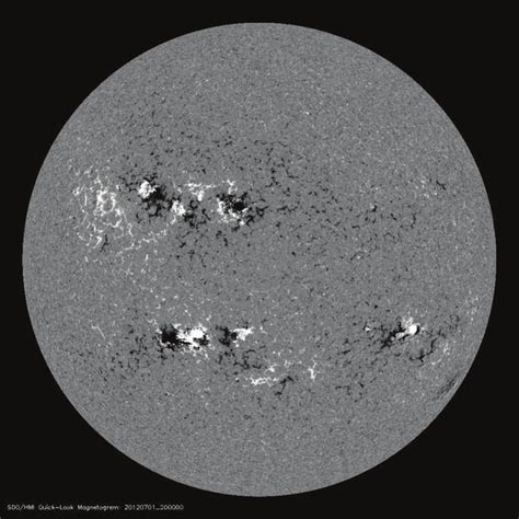 A Sdohmi Magnetogram Taken On 2012 Jul 07 B Automatic Detection
