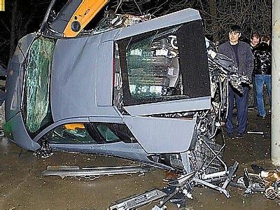 High Speed Sex Causes Chain Crash Autoevolution