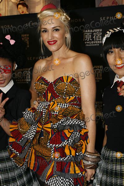 Photos And Pictures Gwen Stefani Attends Sephora S Fashion Night Out At Sephora Soho On