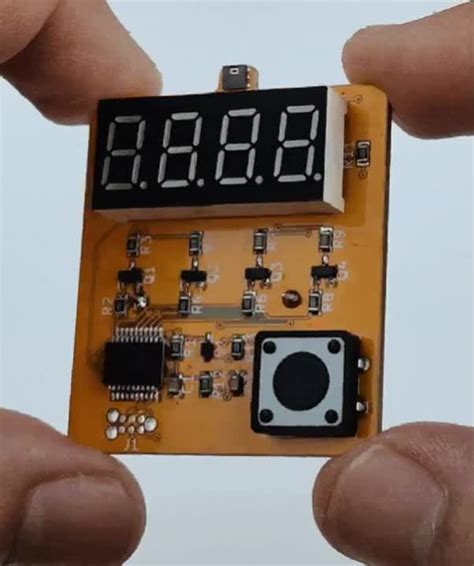 Microchip Makes On Linkedin Designed Around A Pic18f14k50 The Rht