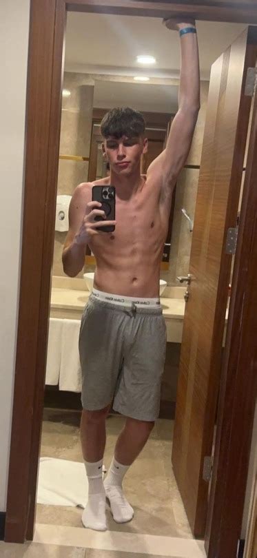 Boys In Underwear On Tumblr