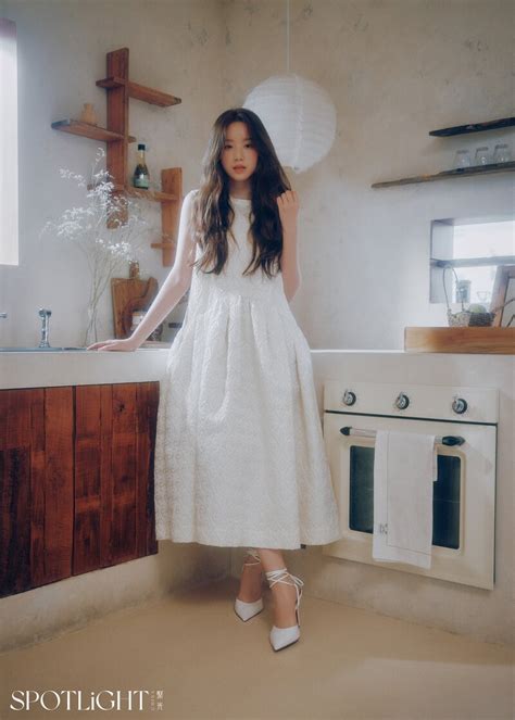 Gi Dle Shuhua For Spotlight China February 2023 Issue Kpopping