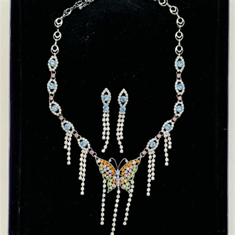 Suzanne Somers Jewelry Suzanne Somers Butterfly Necklace And
