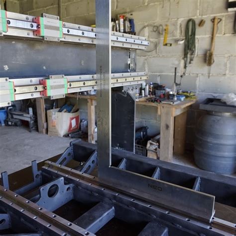 Guides Install Carbon CNC