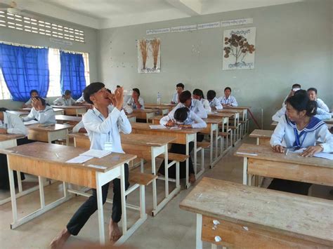 វិទ្យាល័យ ស្វាយចេក Added A New Photo វិទ្យាល័យ ស្វាយចេក