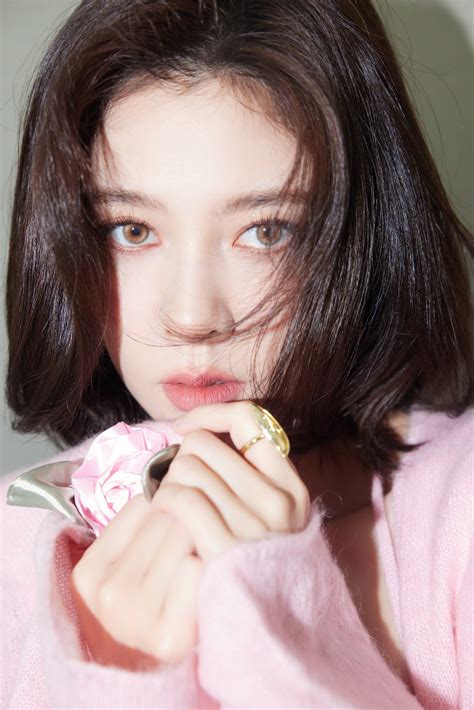 38一下 Today Song Yanfei At Brand Event Entertainment China Beauty Pretty