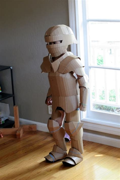 DIY Shows How to Make Your Kid a Cardboard Knight in Armor | Cardboard ...