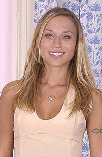 Kate R Model Profile Indexxx Com