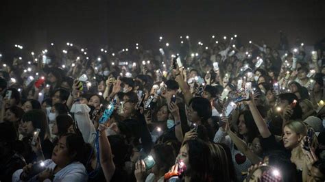 New Data Shows The Number Of New Mobile Internet Users Is Stalling Md