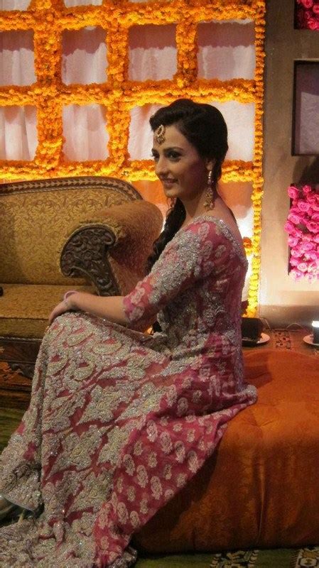 Pakistani Model Momal Sheikh Stylepk