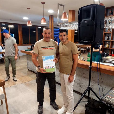 Humanitarno Veče Za Dnevni Centar Pljevlja Prikupljeno 2 535 Eura Za Opremanje Slane Sobe