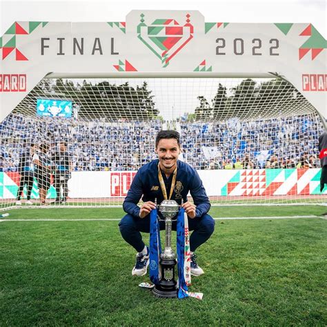 Who Is Stephen Eustaquio Bio Age Net Worth Salary Market Value And Stats