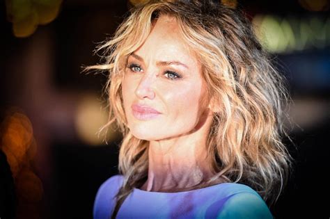 Adriana Karembeu A T Elle Toujours Les Yeux Revolver Nouvelle Mise