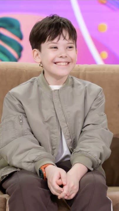 Сына Жанны Фриске не пускают на могилу певицы в ее день рождения Youtube