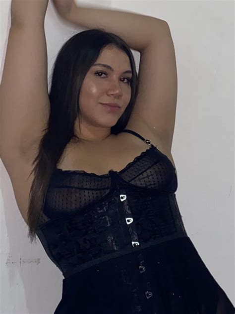 Come lick my armpits : r/armpitfetish