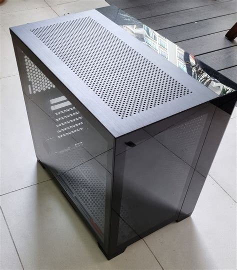Lian Li Dynamic Mini Case Computers Tech Parts Accessories Computer Parts On Carousell