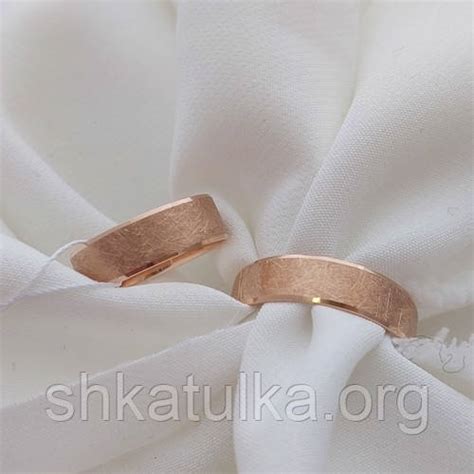 ᐉ Обручки золоті Американка з гранями пара купити за доступною ціною арт 1818039364