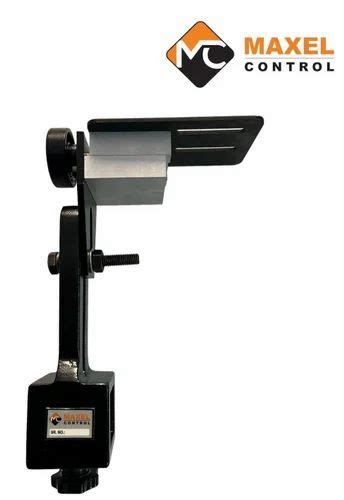 Aluminium Square Bar Slider Assembly For Web Guide System For Automobile Industry At Best Price