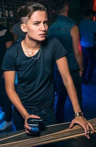 A Tombabe Is A Girl That Dress And Act Like A Babe Lesbian Gay Lgbtqia Tombabe Acting Couples