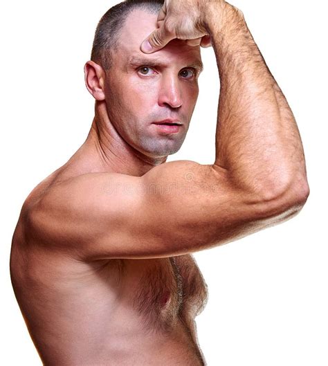 Зрелые красивый мужчина с голым торсом изоляции на белом фоне Стоковое Фото изображение