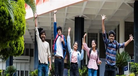 Icse 10th Toppers 2025 Available Name Marks District Getmyuni