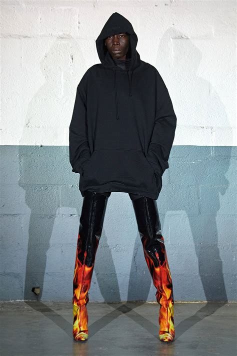 Download Vetements Fall 2020 Photoshoot Wallpaper | Wallpapers.com