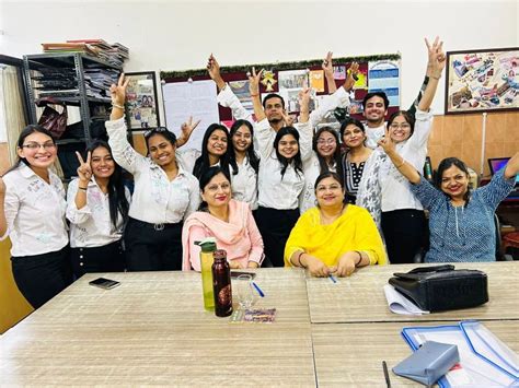 Himanshi Saini On Linkedin College Life Bachelorsdegree