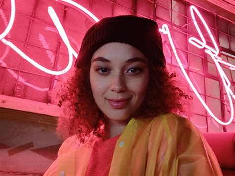 Rilis Bulan Ini Oppo Hadirkan Ultra Night Selfie Mode Pada Reno