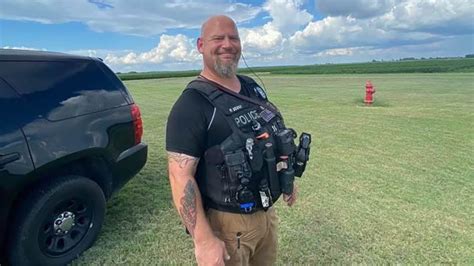 Arkansas Officer Killed In Overnight Shooting Police Confirm