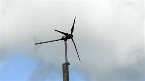 5 Types Of Anemometer That Every Weather Nerd Must Know About