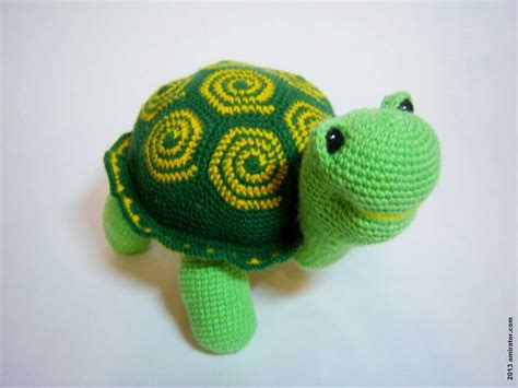 Create Your Own Adorable Knitted Turtle