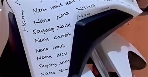 Bucinnya Keterlaluan Cewek Ini Diduga Nekat Coret Coret Motor Pacarnya
