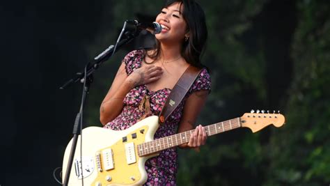 Beabadoobee Age Complete Biography Career Net Worth And More