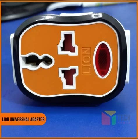 2 Pin Socket 3 Pin Plug Socket Multi Universal Travel Adapter Socket