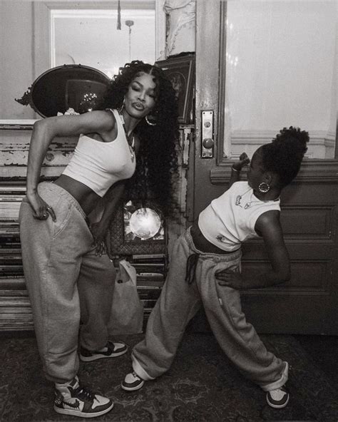 Teyana Taylor Junie Bee Urban Artists Teyana Taylor Taylor Outfits Black Moms