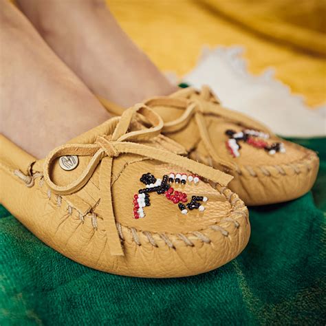 Minnetonka Moccasins 156tb Womens Softsole Thunderbird Animikii