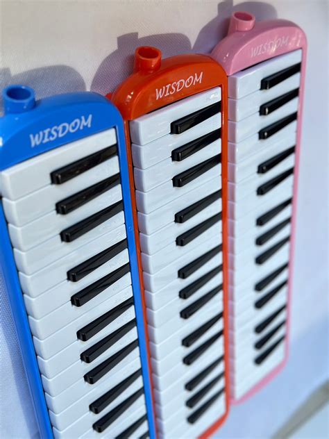 เมโลเดียน 32คีย์ Wisdom รุ่นมาตราฐาน แบบกระเป๋าผ้า สีส้ม