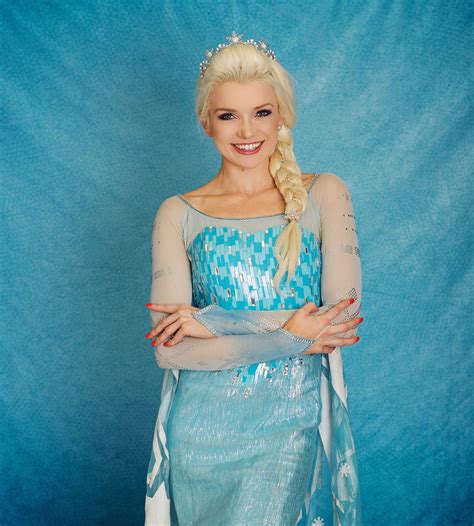 The Uks Best Elsa Look Alike Snow Princess Parties