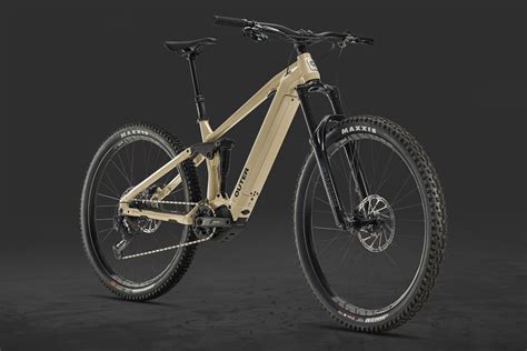The Link Nx Outer Cycles