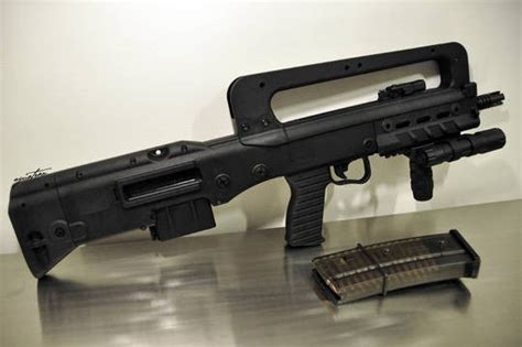 French Army To Replace The Famas Rifle