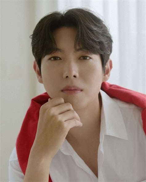 무대 서는 게 맞을지 고민 손태진 광주 콘서트서 제주항공 참사 애도