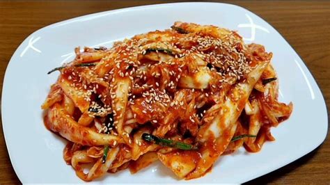 묵은 김치가 지겨울 때 상큼한 배추 겉절이 같은 막김치 ∥ 밥 국수 설렁탕 등과 잘 어울리는 배추 겉절이막김치 ∥ 겉절이