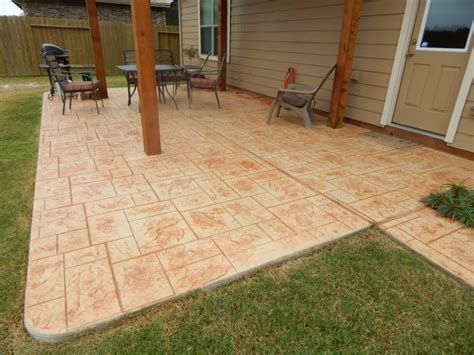 decorative concrete overlay training — madison art center design