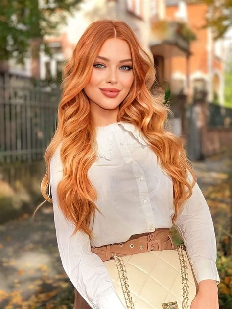 Fiery Red Hair Short Red Hair Bright Red Hair Long Wavy Hair Beautiful Redhead Gorgeous