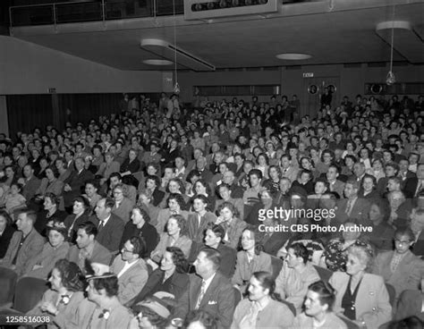 349 Knx Radio Photos And High Res Pictures Getty Images