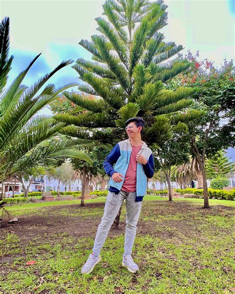 David Suarez David Suarezoficial • Instagram Photos And Videos